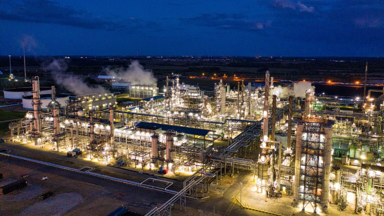 ERP for Chemical Manufacturing: How It Improves Efficiency and ...